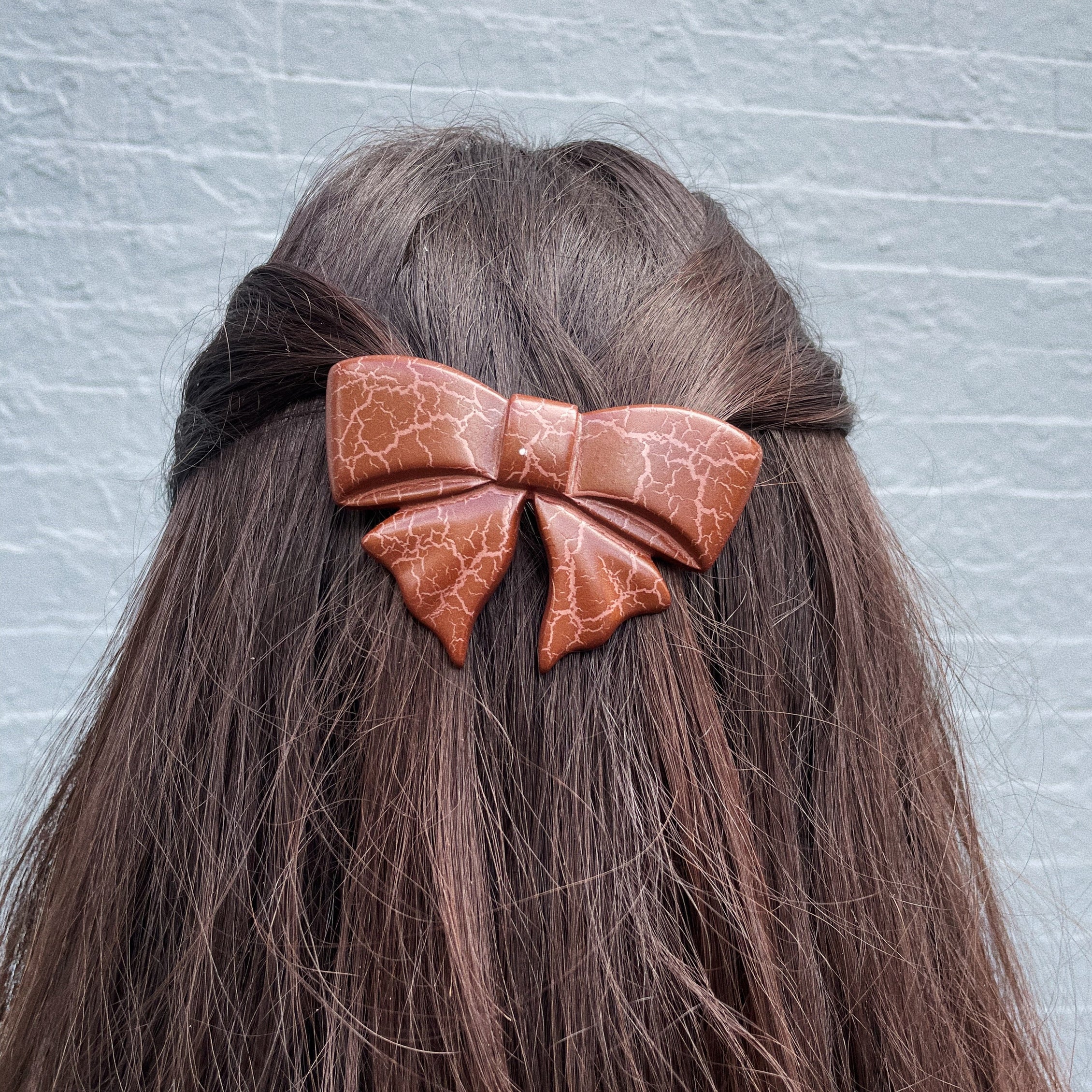 Vintage Brown Bow Hair Clip – Tarin Thomas